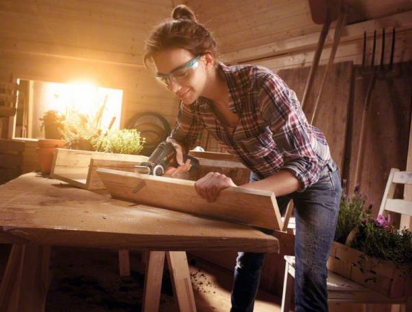 Bosch Cordless NanoBlade Saw - WordlessTech