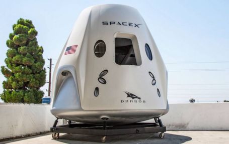 Inside The SpaceX’s Crew Dragon Spacecraft - WordlessTech