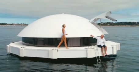 Anthenea Floating Suite - WordlessTech