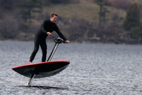 HydroFlyer - World's Most Advanced EFoil - WordlessTech