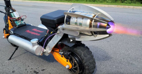 Jet Powered Scooter - WordlessTech
