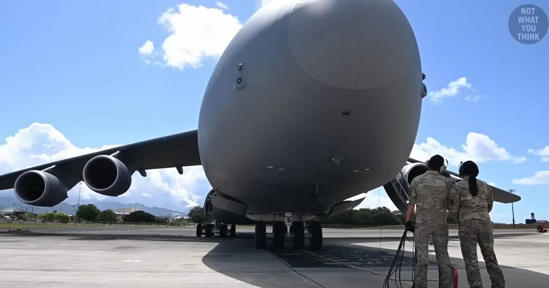C-5 Galaxy America’s Massive Military Airplane - WordlessTech
