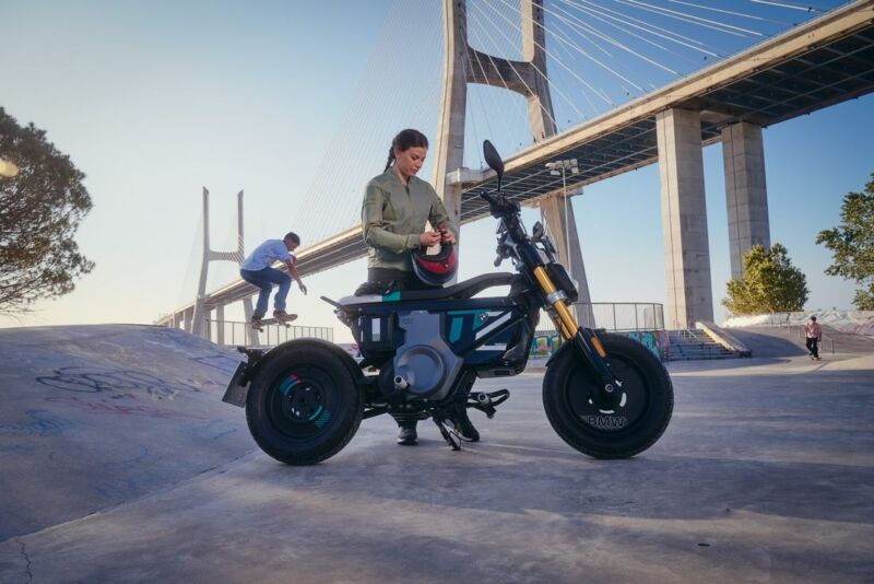 Bmw Ce 02 Electric Scooter Wordlesstech