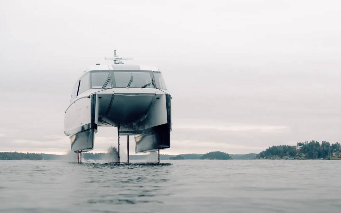 Candela P-12 Electric Hydrofoil Passenger Vessel - WordlessTech