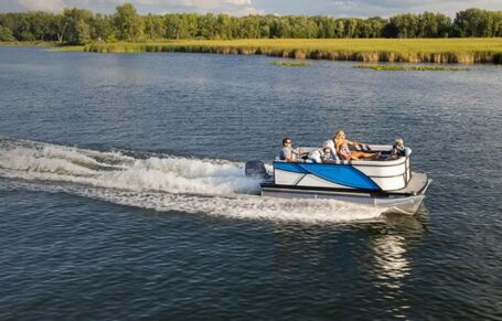 Godfrey Mighty G Electric Pontoon Craft - WordlessTech