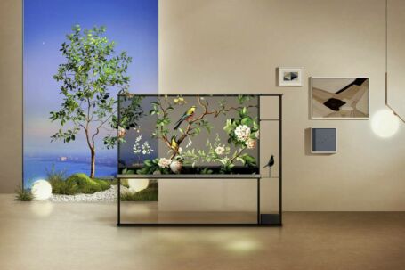 LG And Samsung Transparent LED Displays - WordlessTech