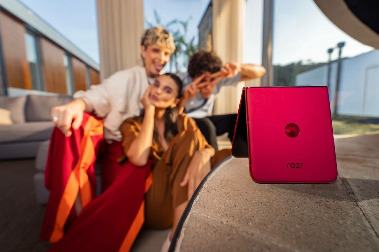 New Motorola Razr Flip Phone Family Unveiled - WordlessTech