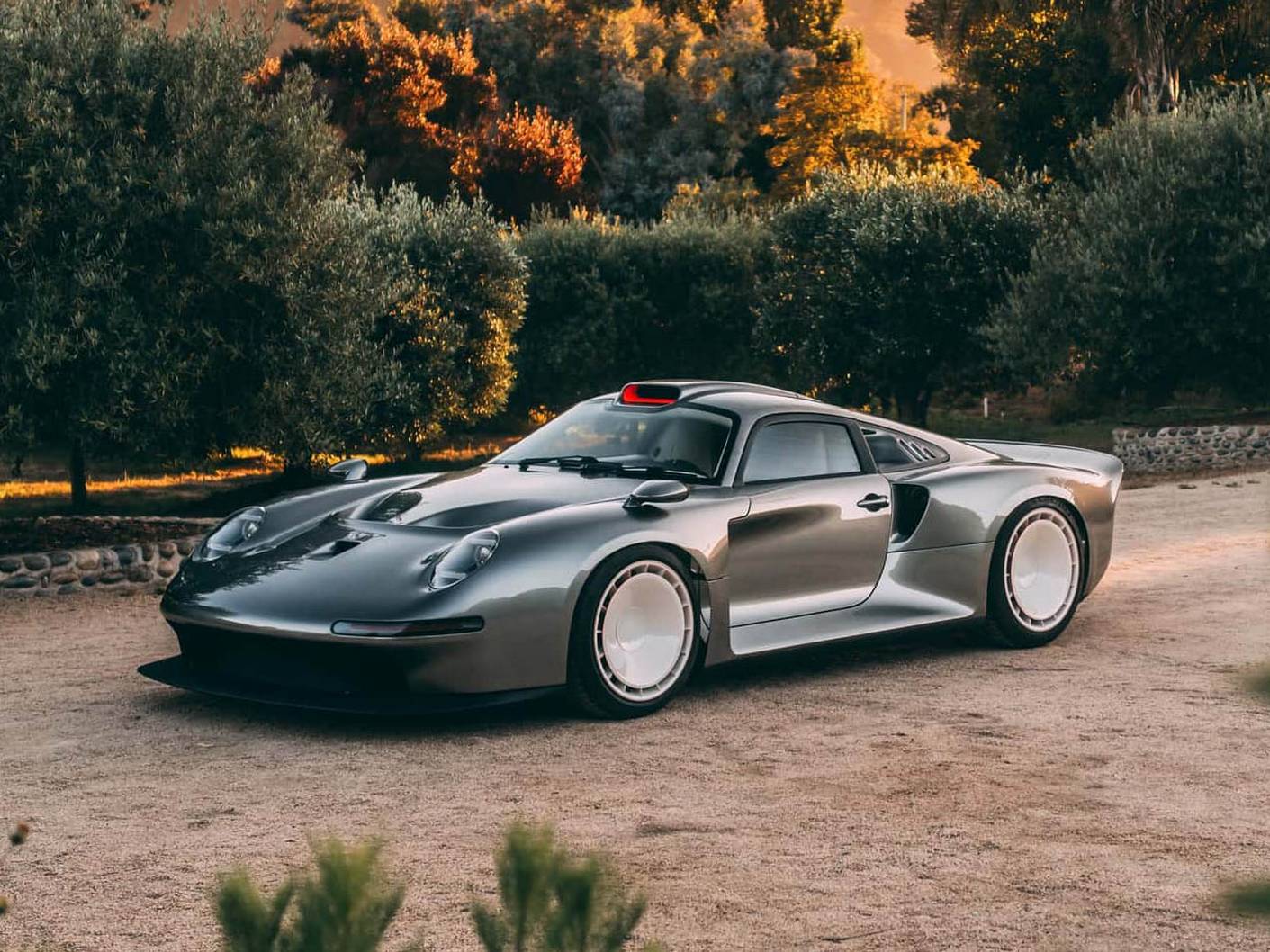 Tuthill Porsche GT ONE - WordlessTech