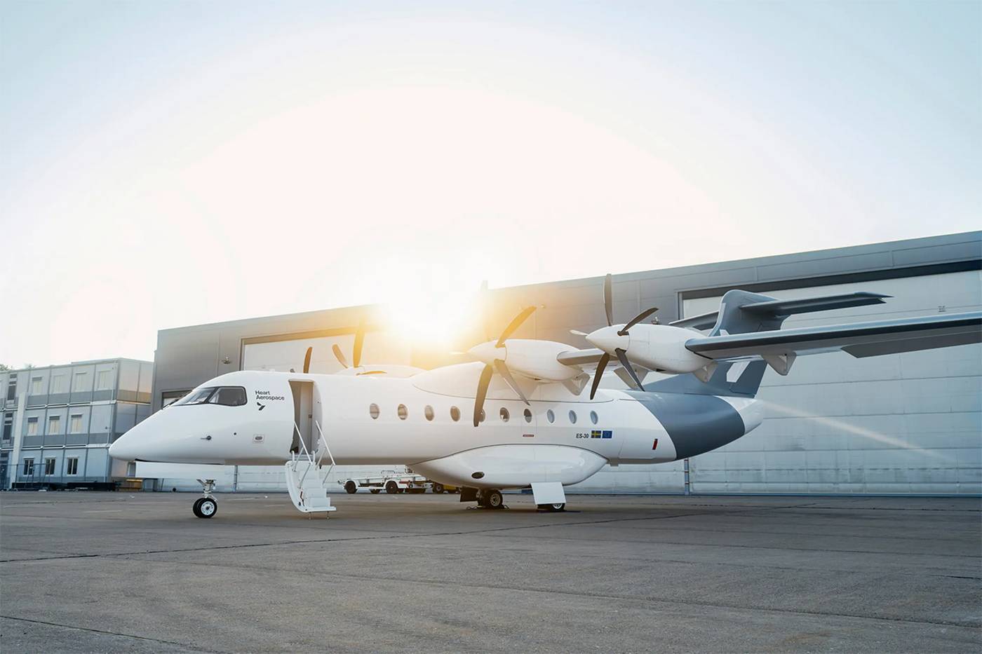 World's Largest Hybrid-Electric Aircraft To Take Fly In 2025 - WordlessTech