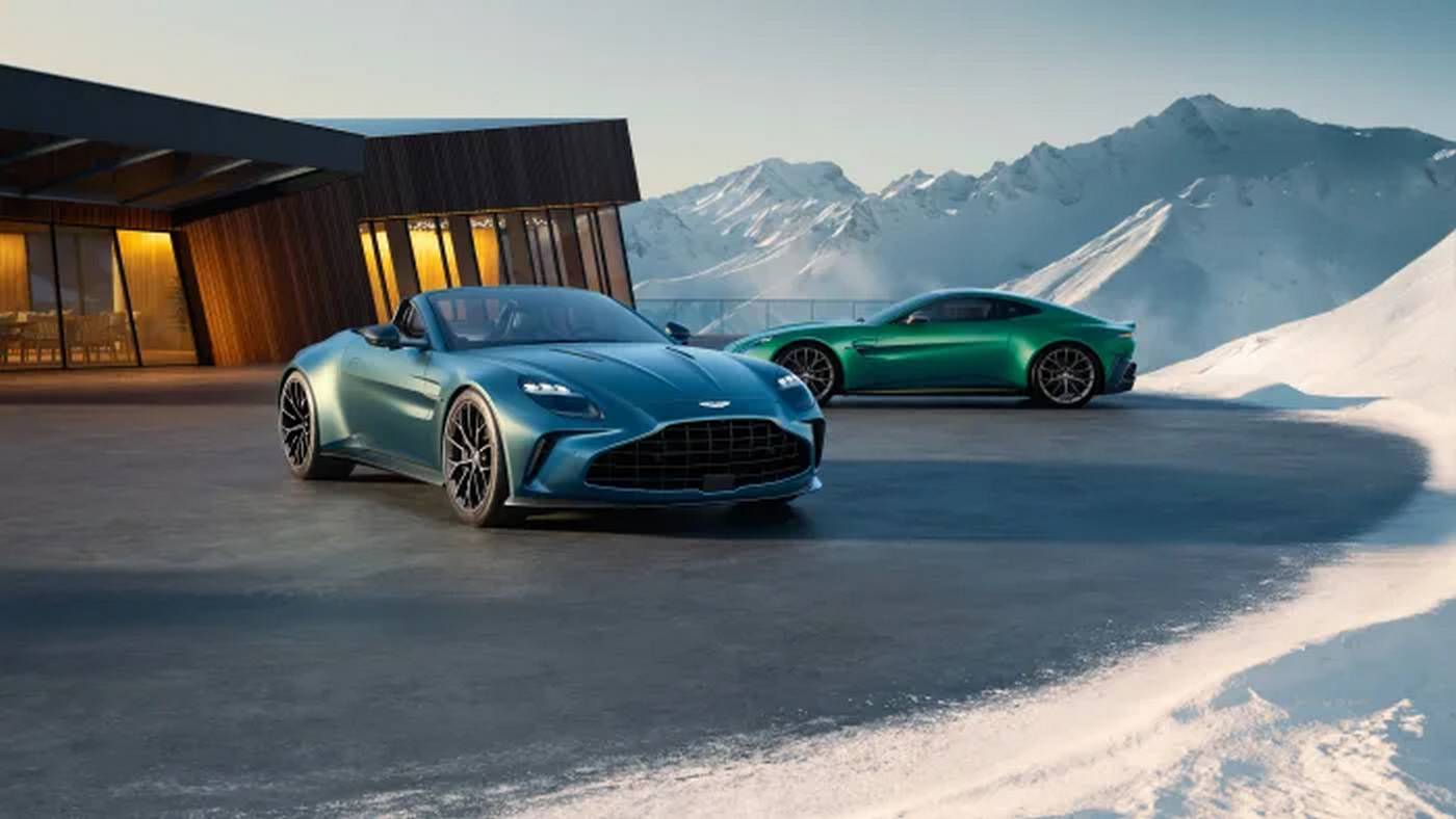 Aston Martin Unveiled The New Vantage Roadster - WordlessTech