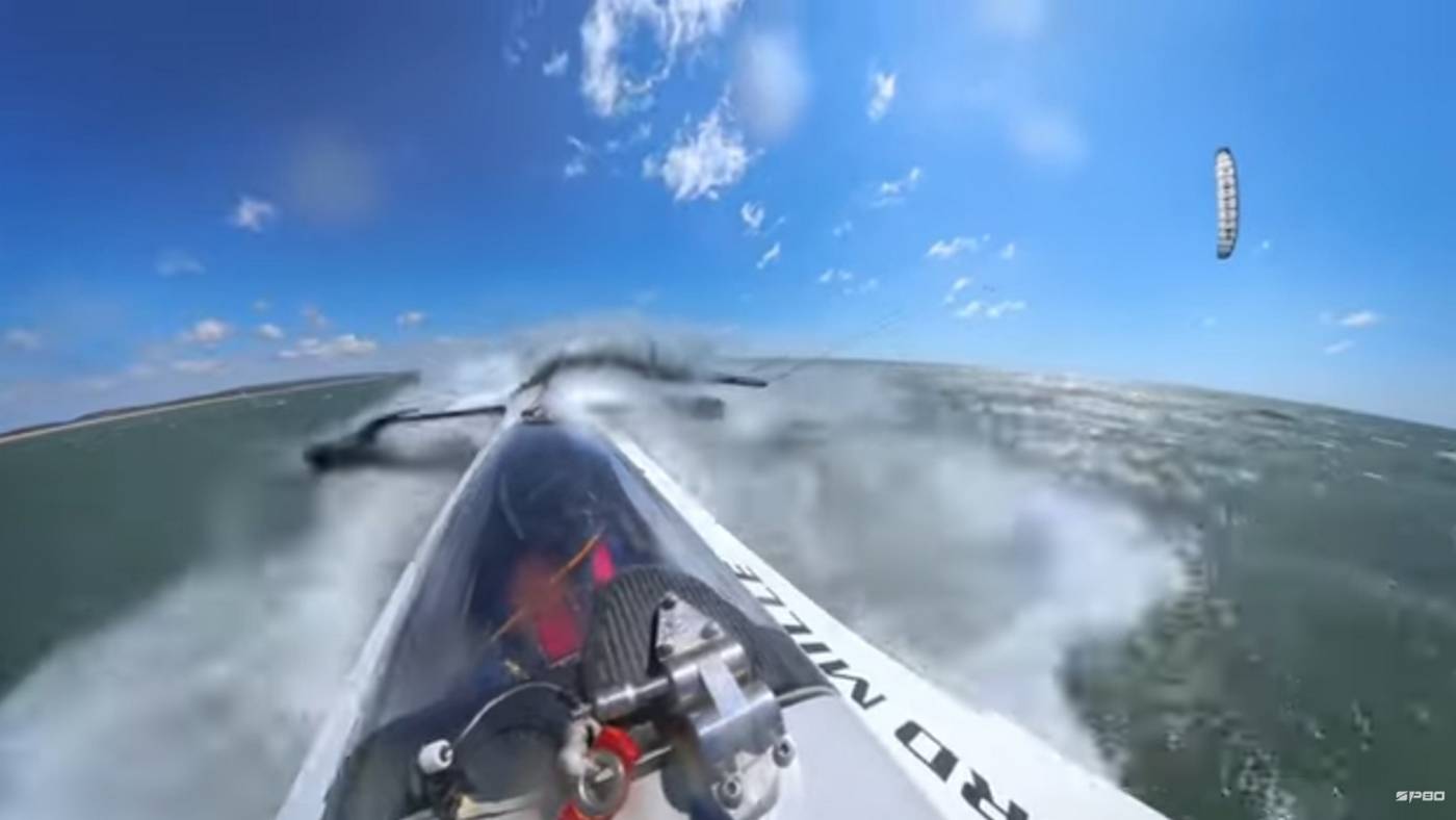 SP80 Kiteboat Smashes The 100 Km/h Barrier - WordlessTech